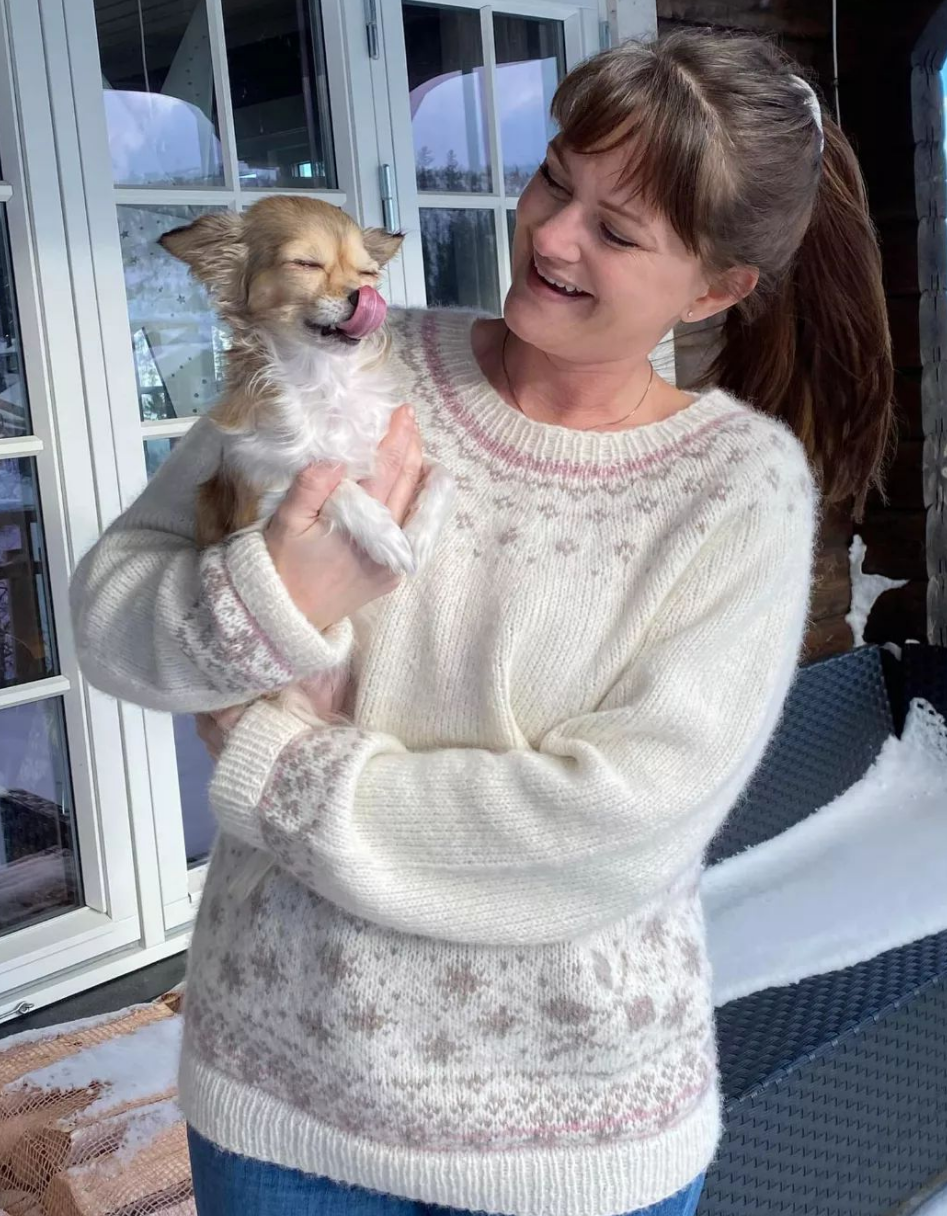 Cinderella Sweater – Arctic Knits